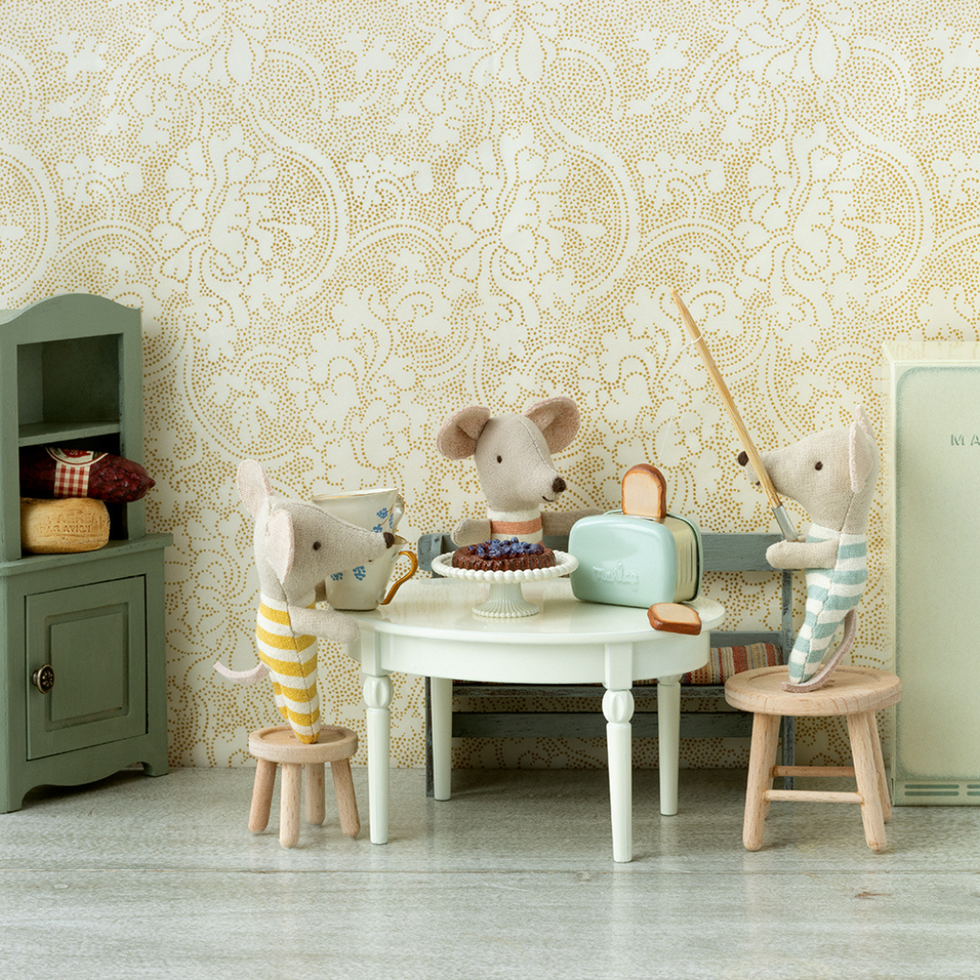 Guide to Maileg Bed Sizes - Yoyo & Flo