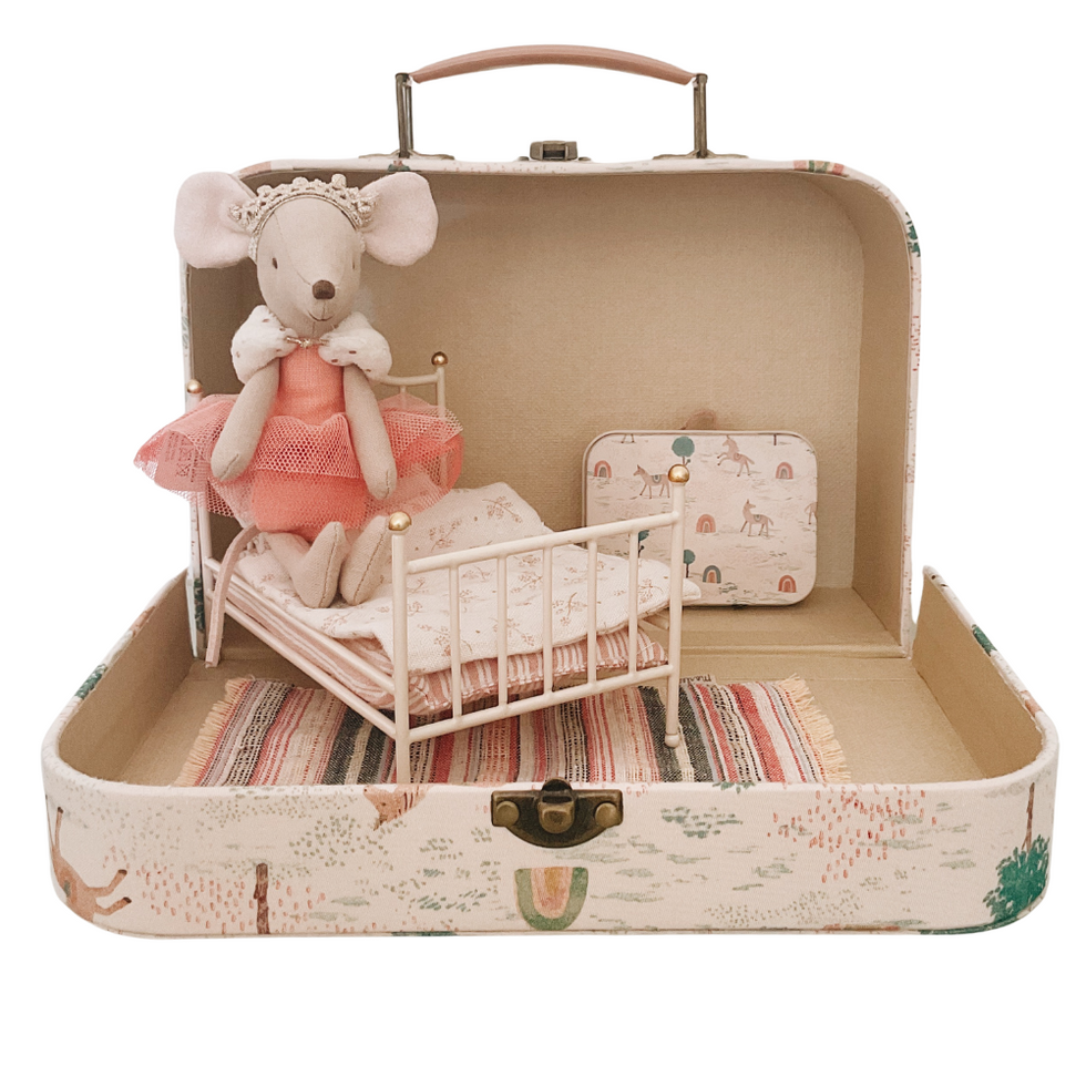 Maileg doll's houses in a suitcase - Yoyo & Flo